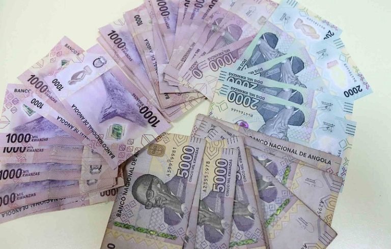 PR aprova aumento salarial de 25% para a Função Pública a partir de ...